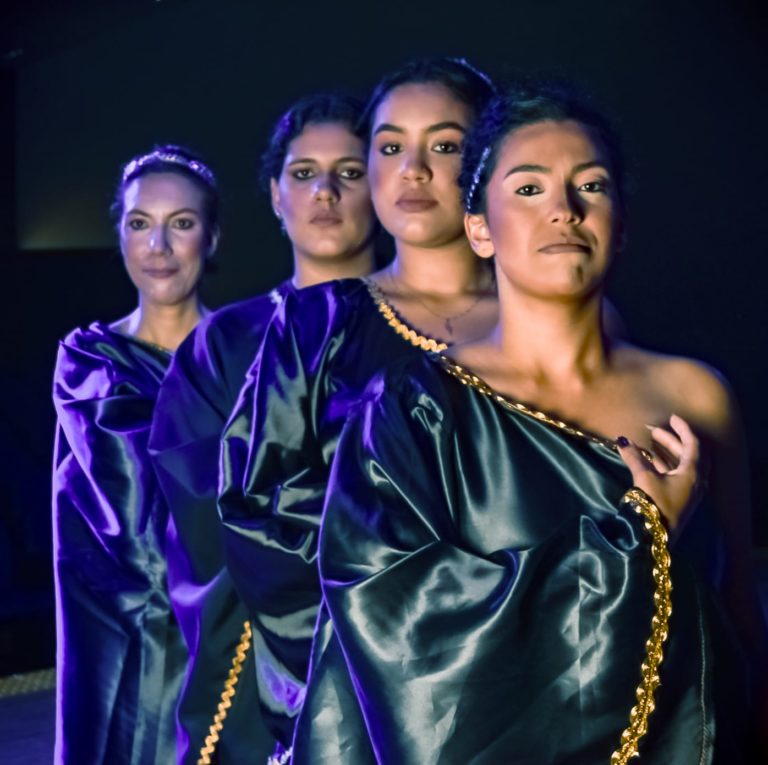 Estudantes exploram a História Antiga por meio do teatro grego - UFMS